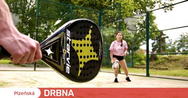 Padel si na západě Čech zahrajete jedině v Klatovech, kde vyrostl nový ...