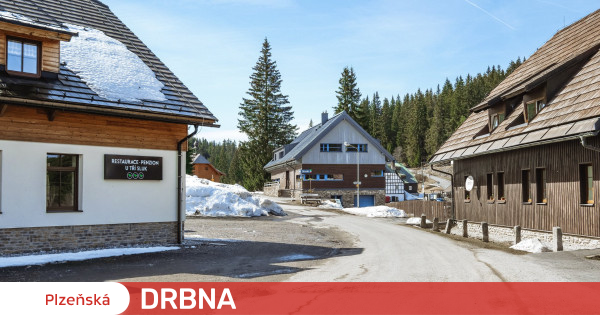 Nejslavnější šumavská obec Modrava staví byty pro místní obyvatele ...