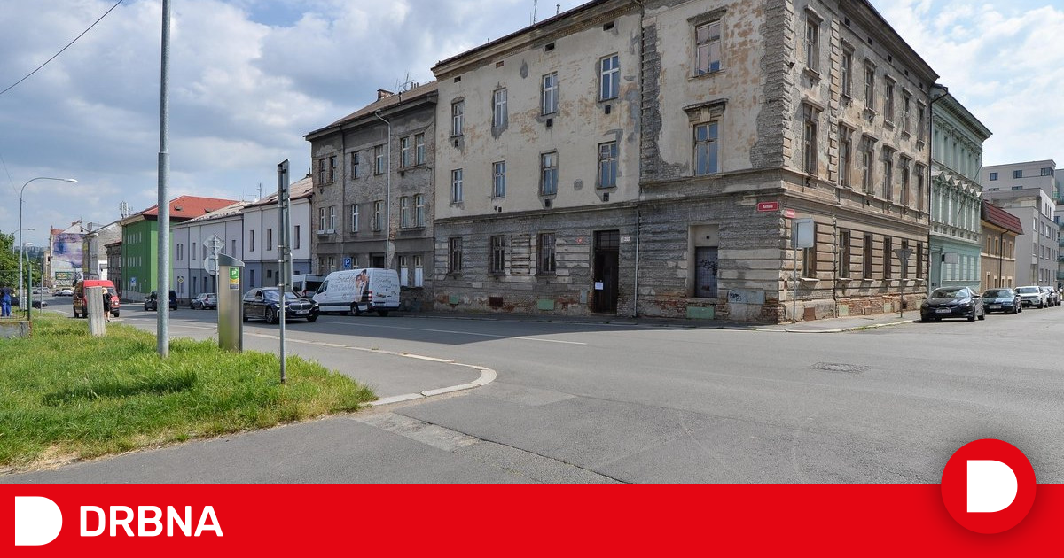 Plzeň opraví za 68 milionů dva bytové domy, zázemí tam najdou rodiny i ...