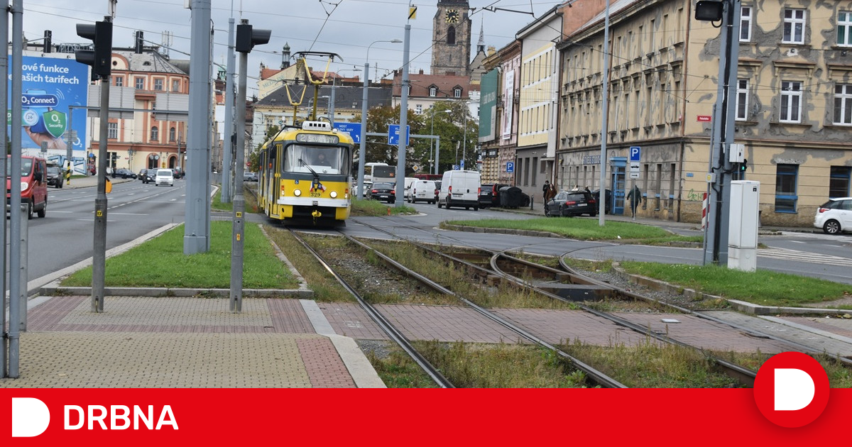 Tramvajová trať na Skvrňany projde rekonstrukcí, řidiče čekají už od ...
