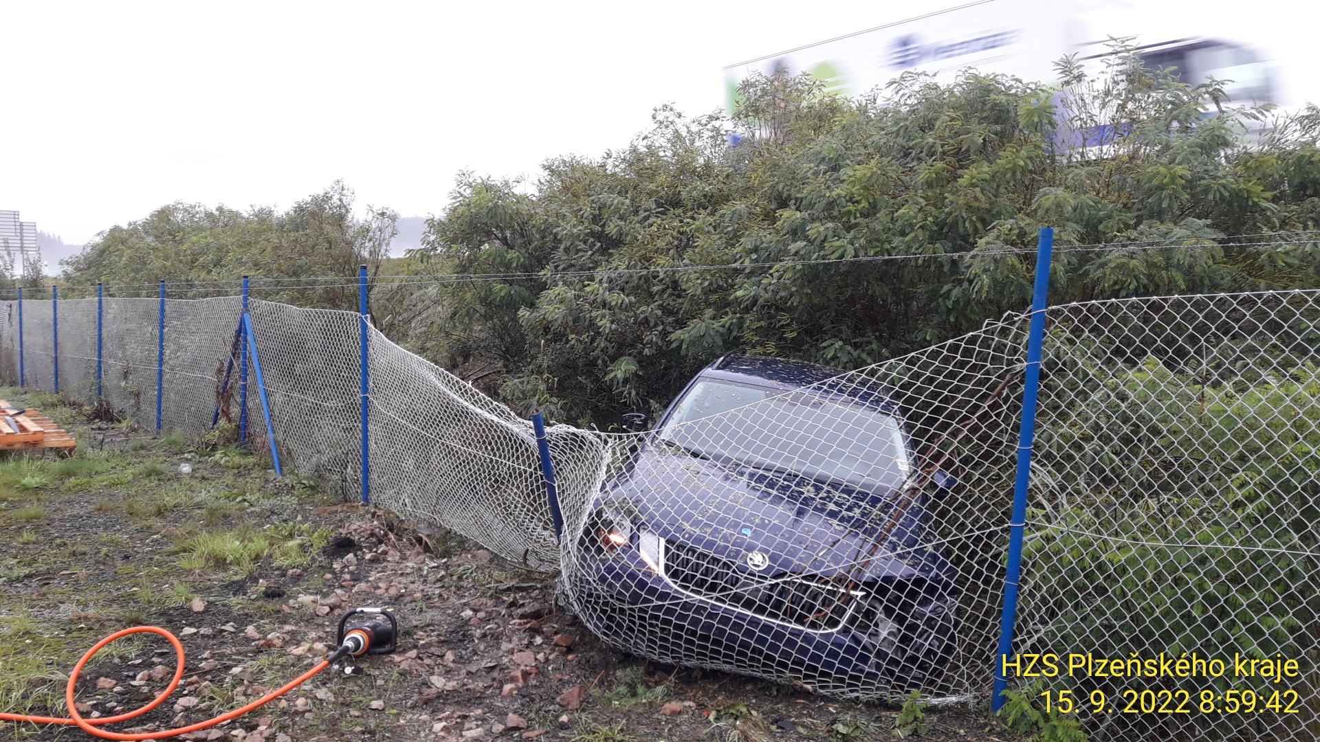 FOTOGALERIE: Nehody na mokré vozovce 15. září 2022 | FOTOGALERIE ...